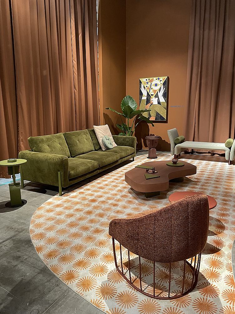 Jaunais mājīgums: silti toņi, apaļas formas