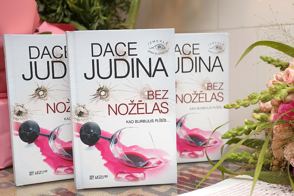 Klajā nāk populārās rakstnieces Daces Judinas jaunais romāns
