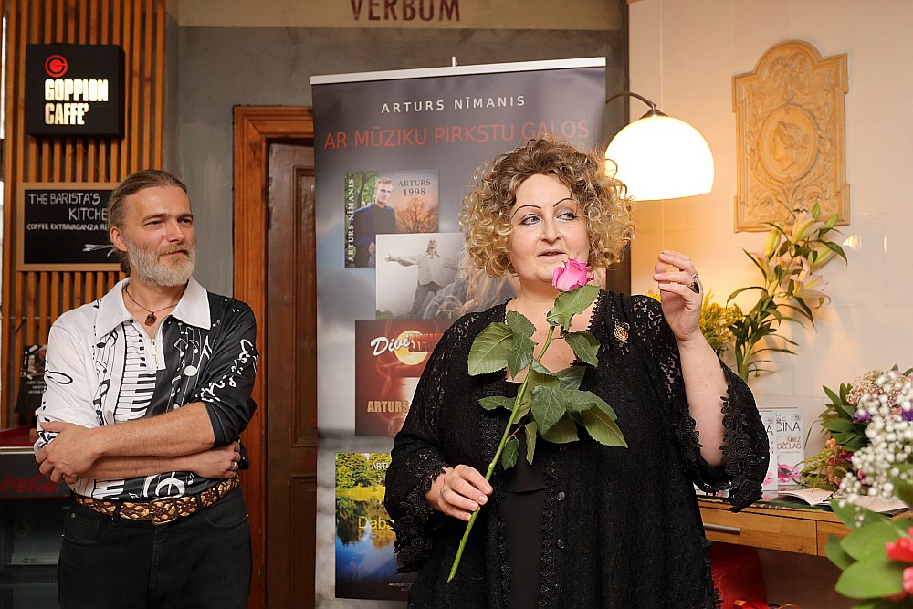 Klajā nāk populārās rakstnieces Daces Judinas jaunais romāns